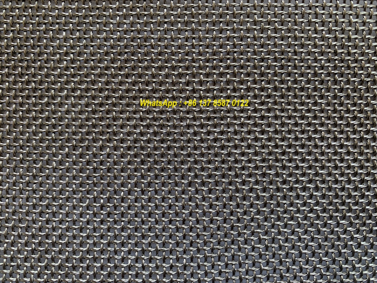 Couscous cooker conveyor belt